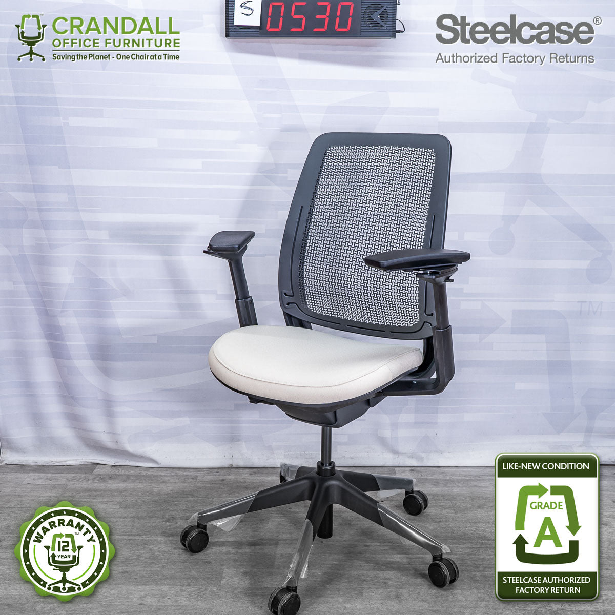 S-0530 - Steelcase Series 2 - Grade A – Crandall Office Furniture