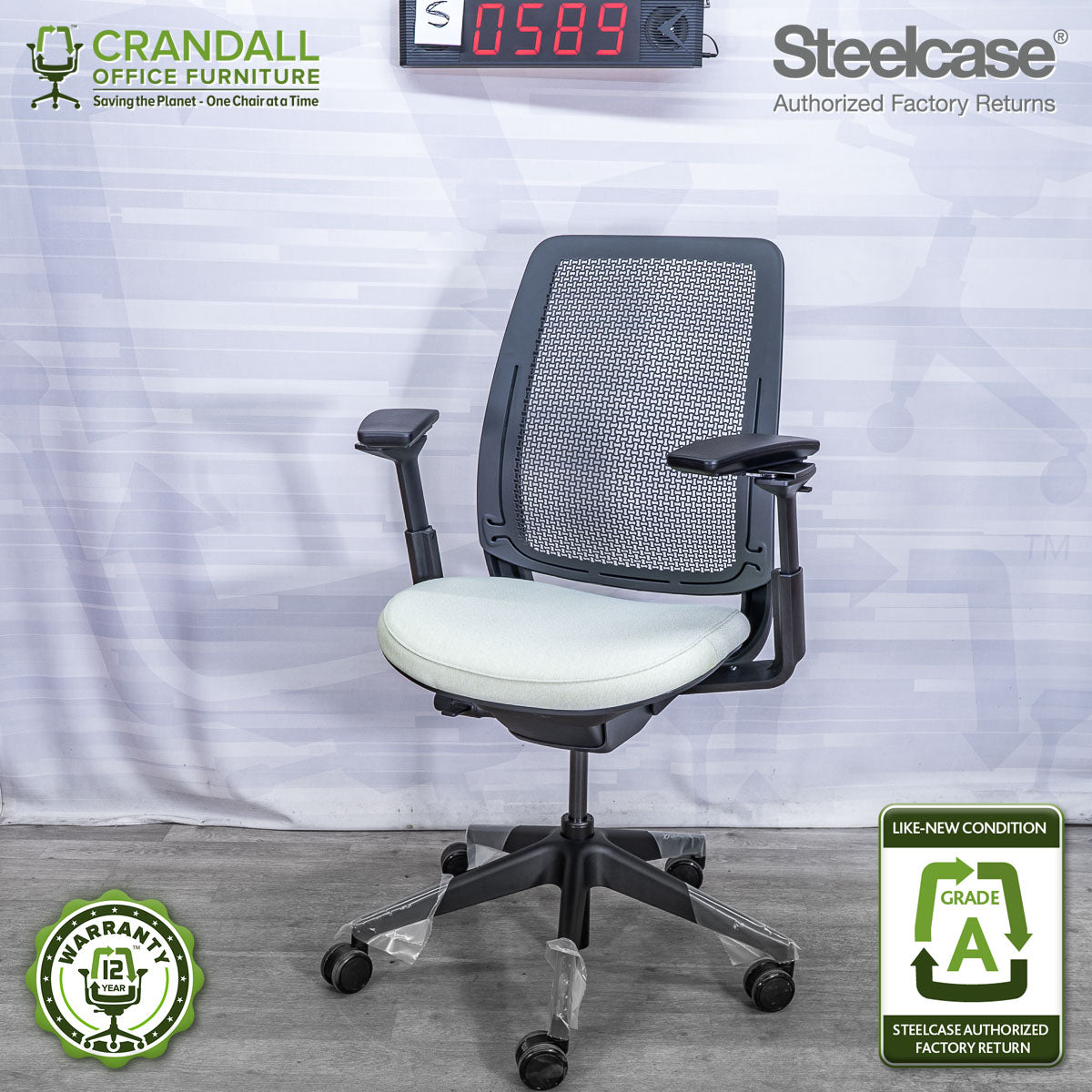 S-0589 - Steelcase Series 2 - Grade A – Crandall Office Furniture