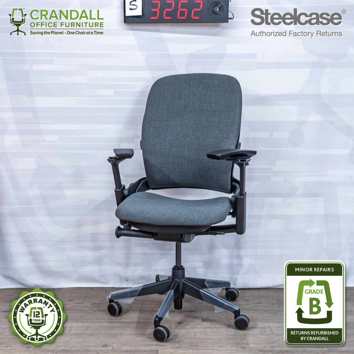 S-3262 - Steelcase V2 Leap- Grade B – Crandall Office Furniture